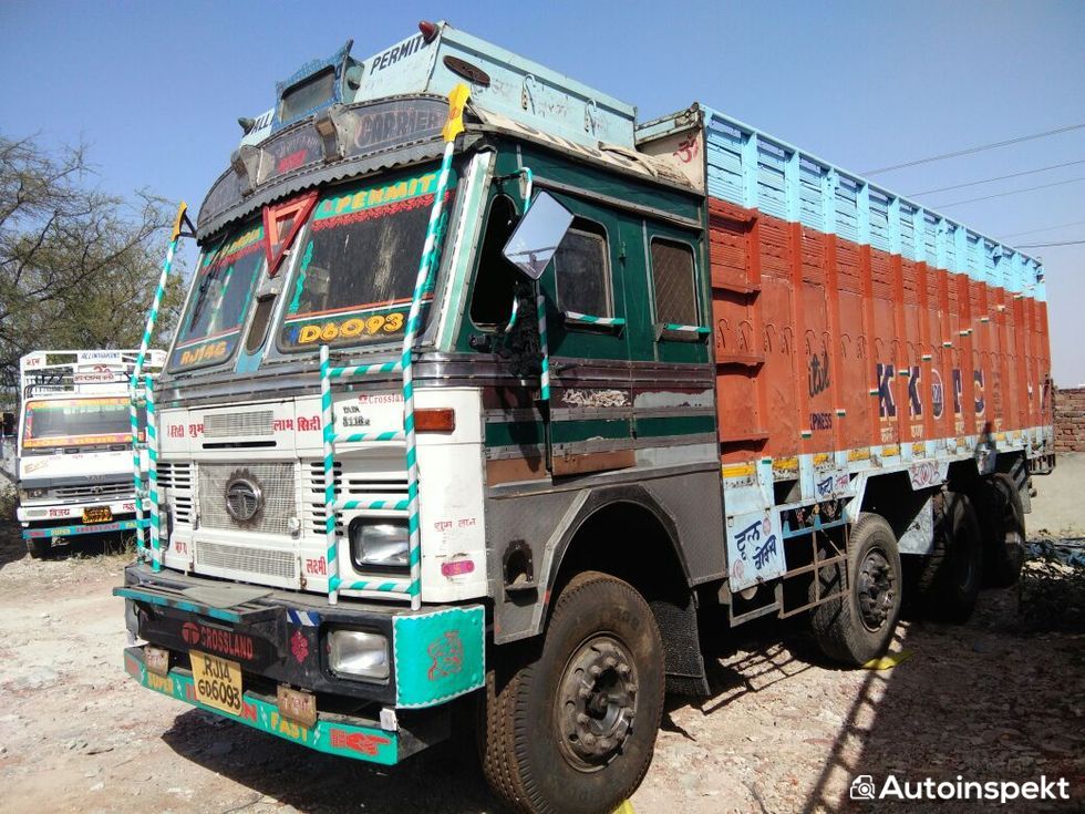 Autoinspekt Vehicle Inspection Report - 2011 TATA LPT 3118 TC 52 MHCV