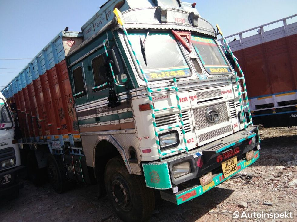 Autoinspekt Vehicle Inspection Report - 2011 TATA LPT 3118 TC 52 MHCV